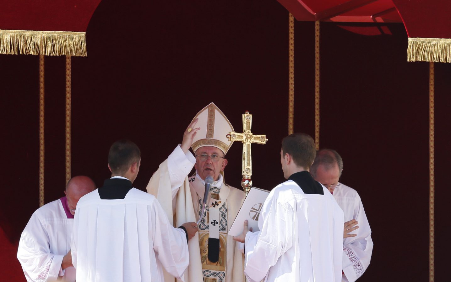 Liturgy: Simple suggestions to help improve parish Sunday Mass ...