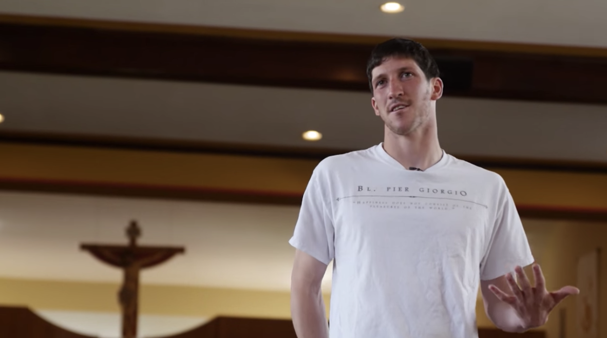 Did an Italian youth save an American man's life from Heaven?