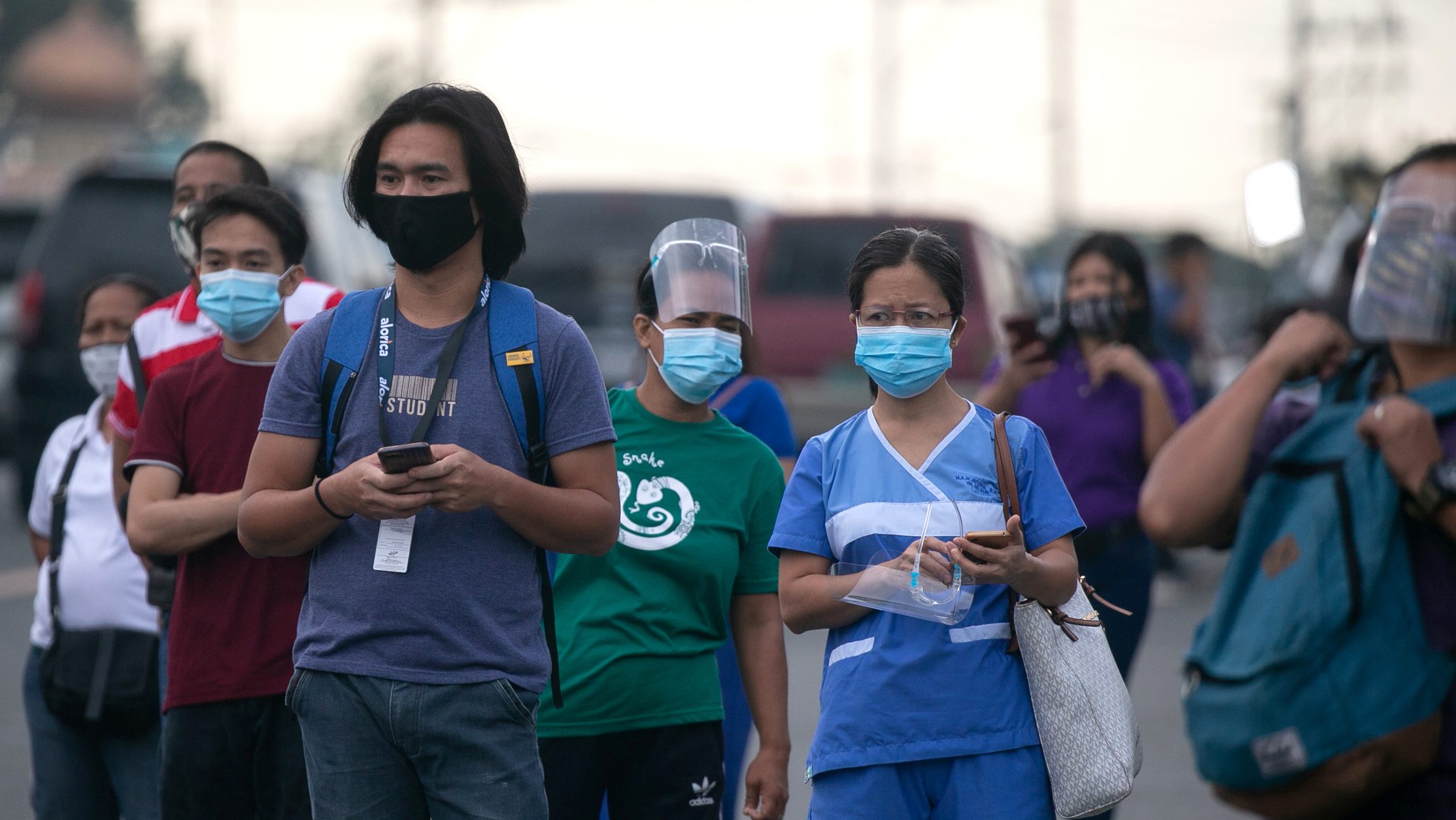 Eleven Philippine dioceses suspend Masses in effort to control COVID-19