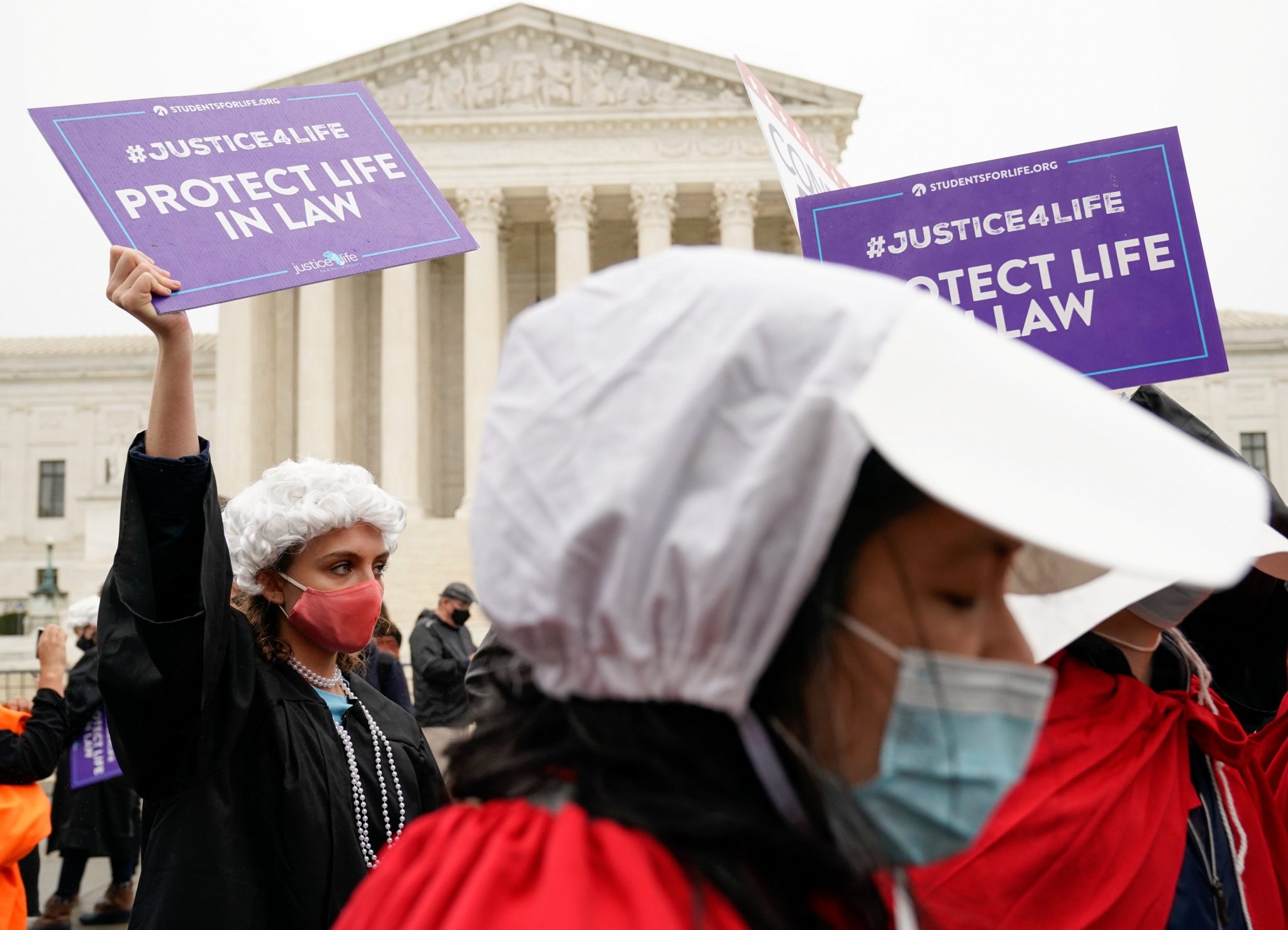 Why is it so hard to confirm a Supreme Court justice?