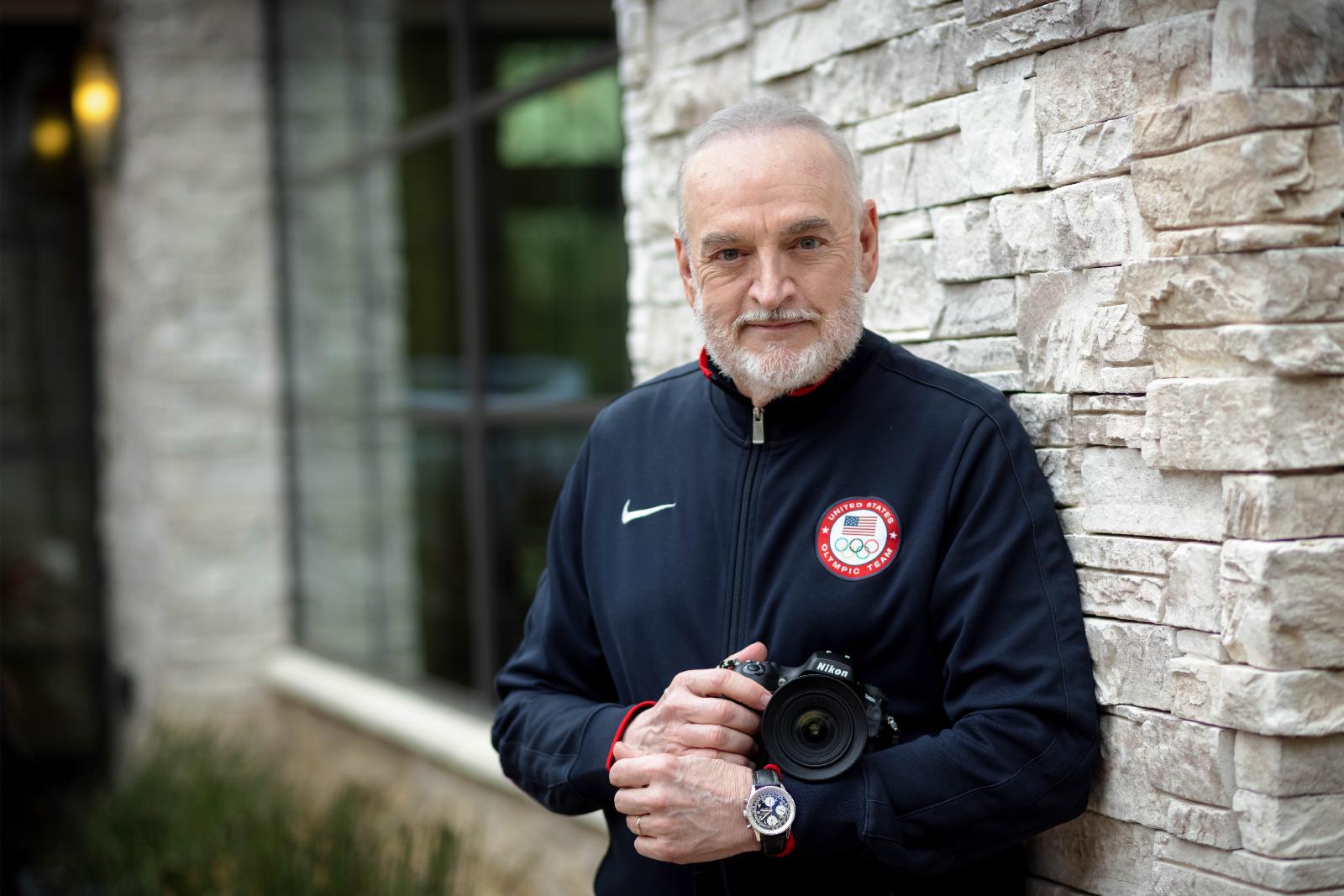 Photographer gives collection to Dallas Diocese, credits his talent to God