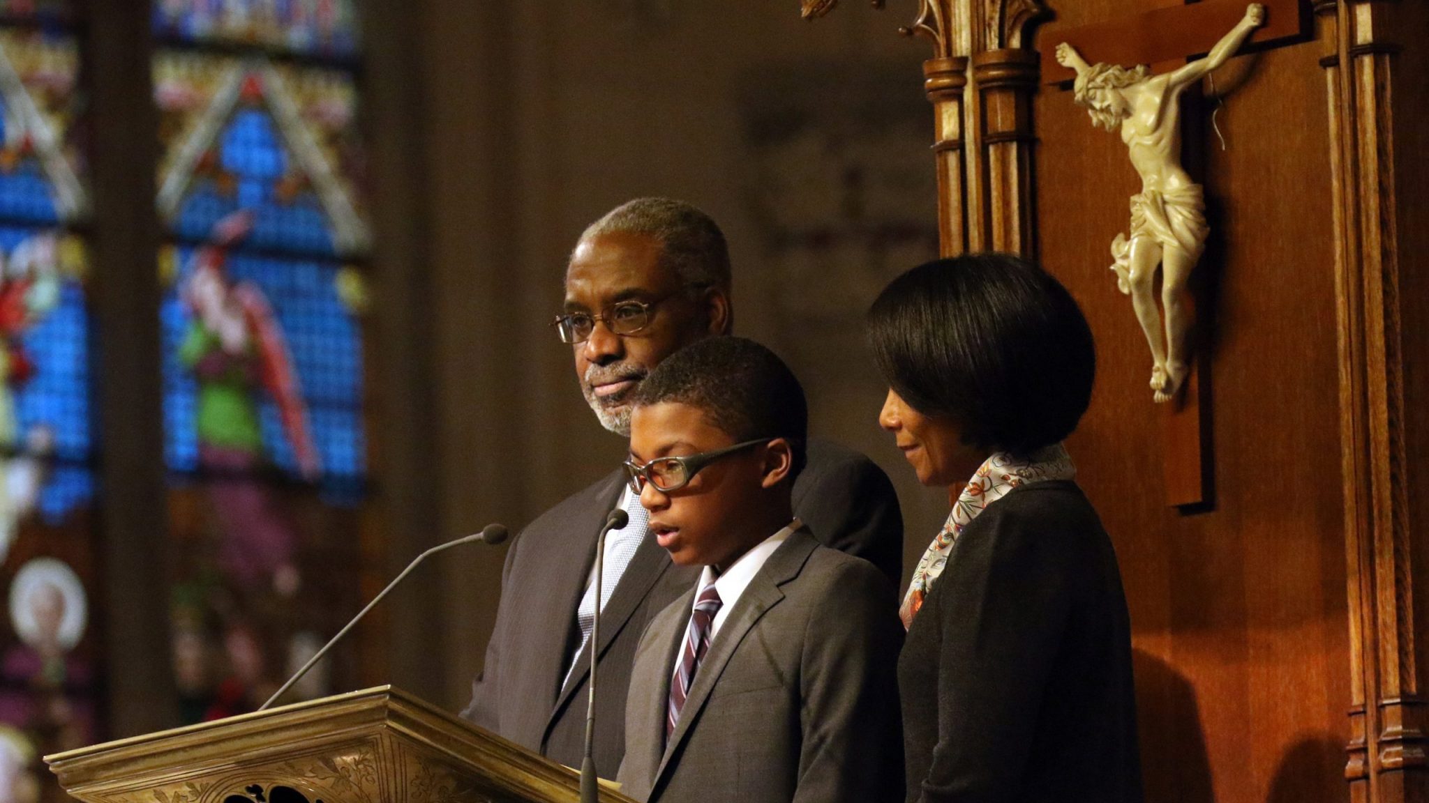 Bishops OK draft of framework for marriage, family life ministry