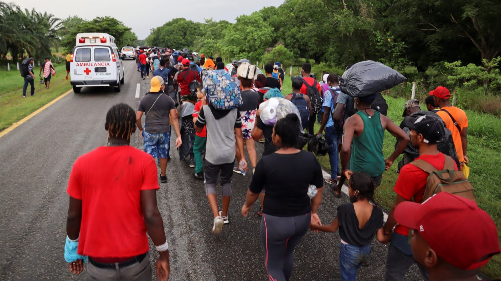 Mexican bishops express solidarity with migrants as caravan is disrupted
