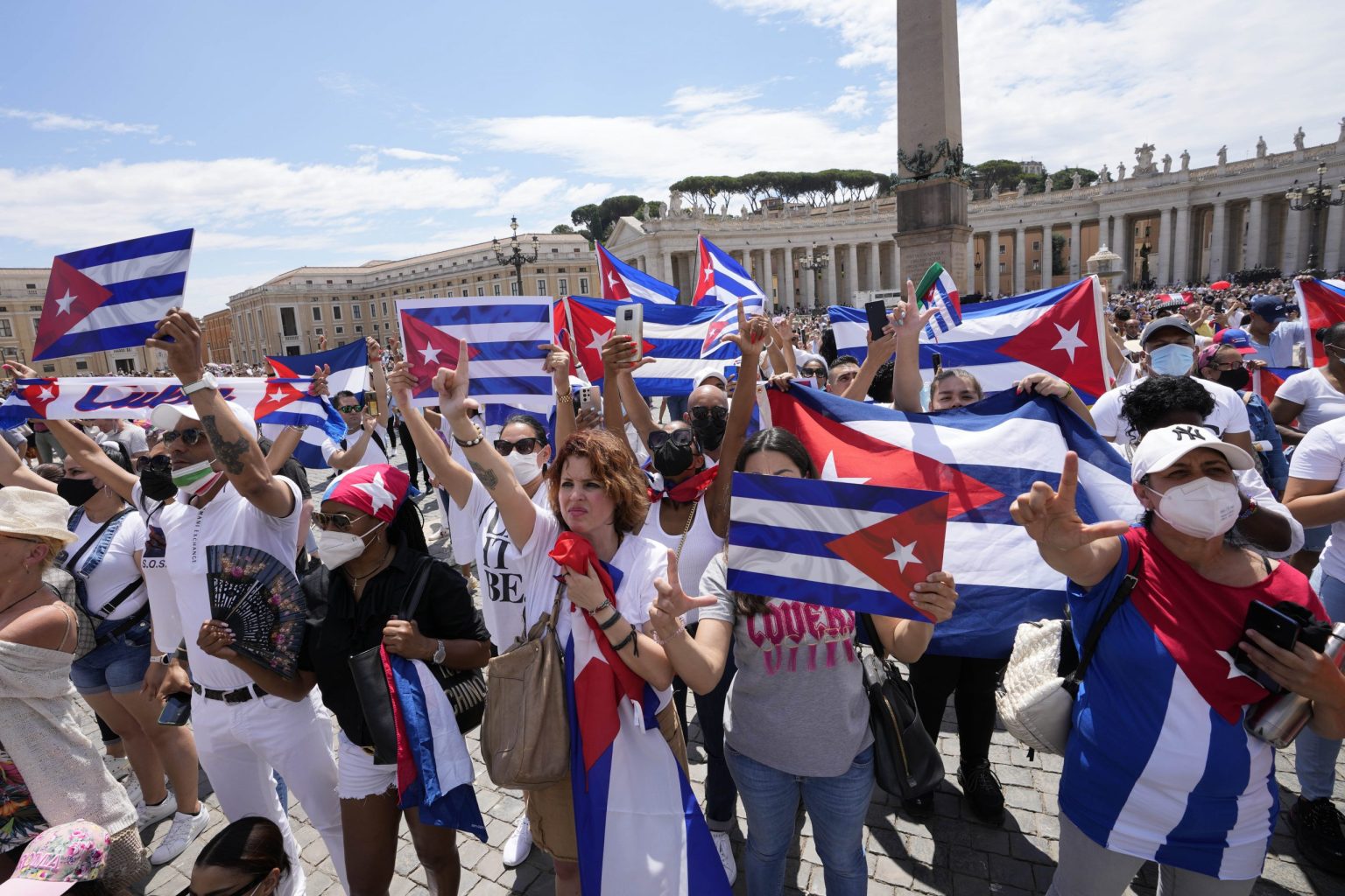 ‘I felt like I was back in Cuba’: Controversy surrounds flag ...