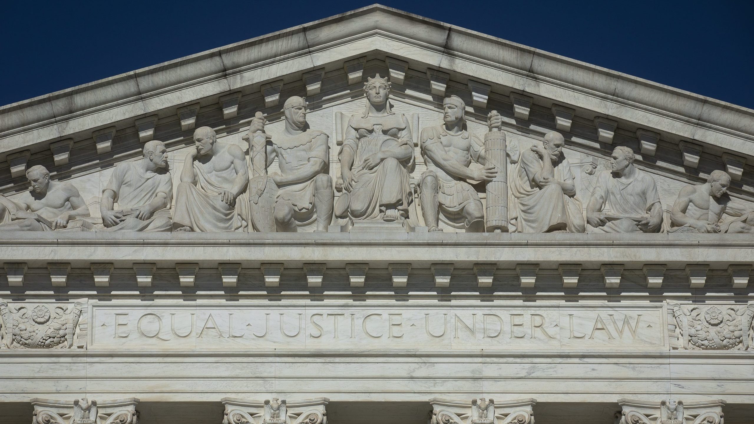 Divided court considers role of chaplains in the execution chamber