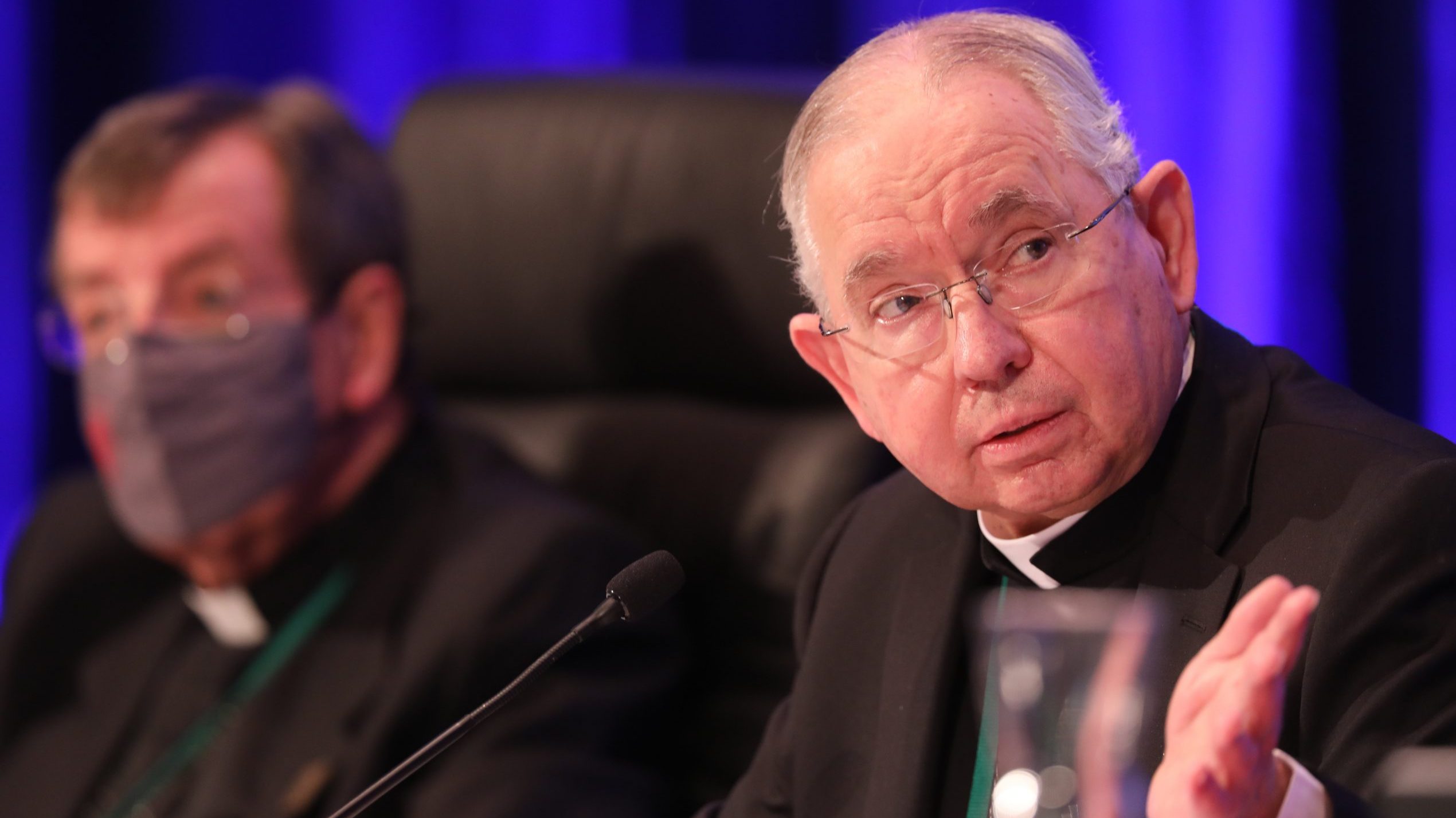 U.S. bishops spotlight programs on Eucharist, young people, moms in need