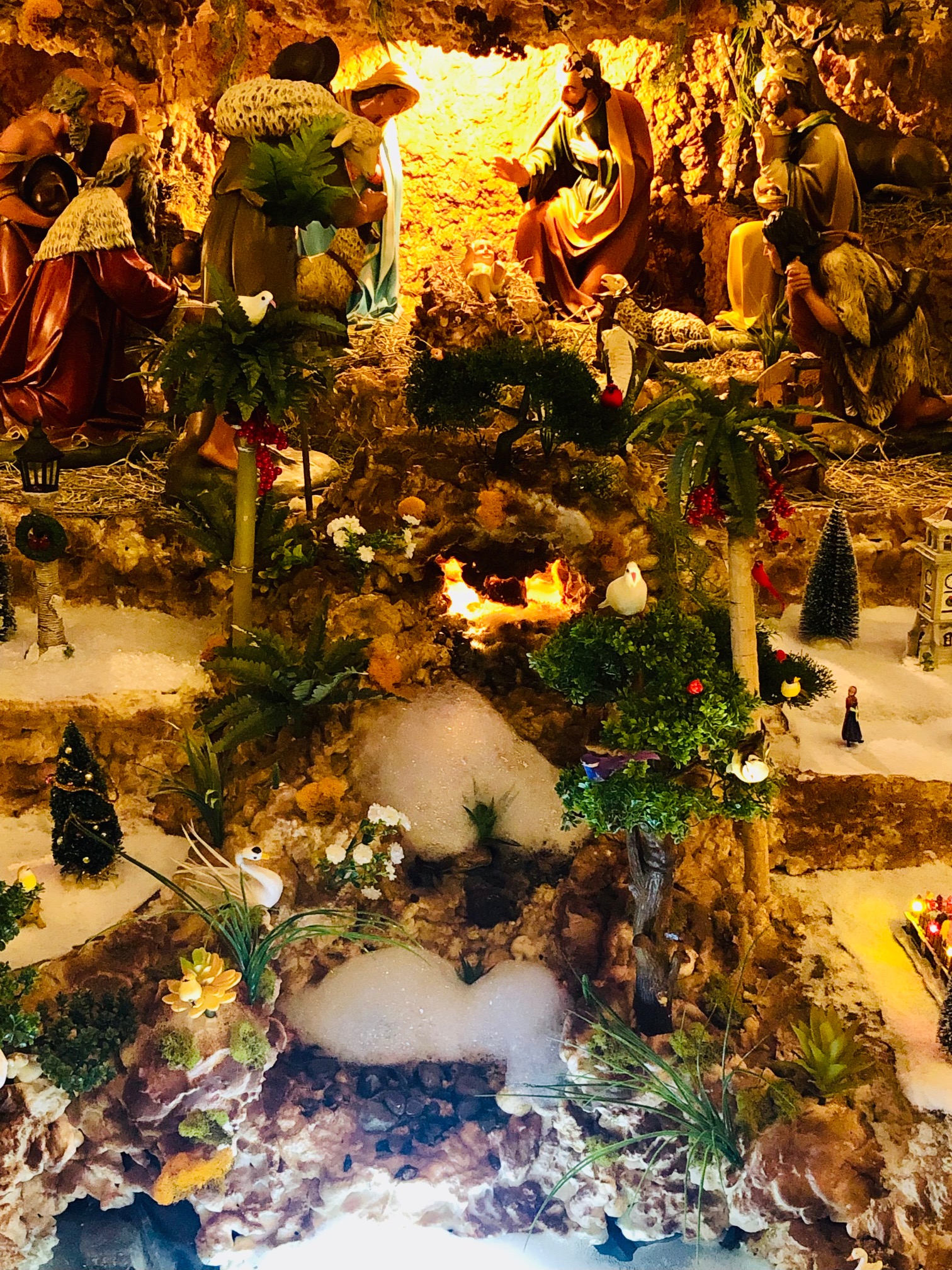 Santa Barbara family’s special Nativity scene invites people back to church