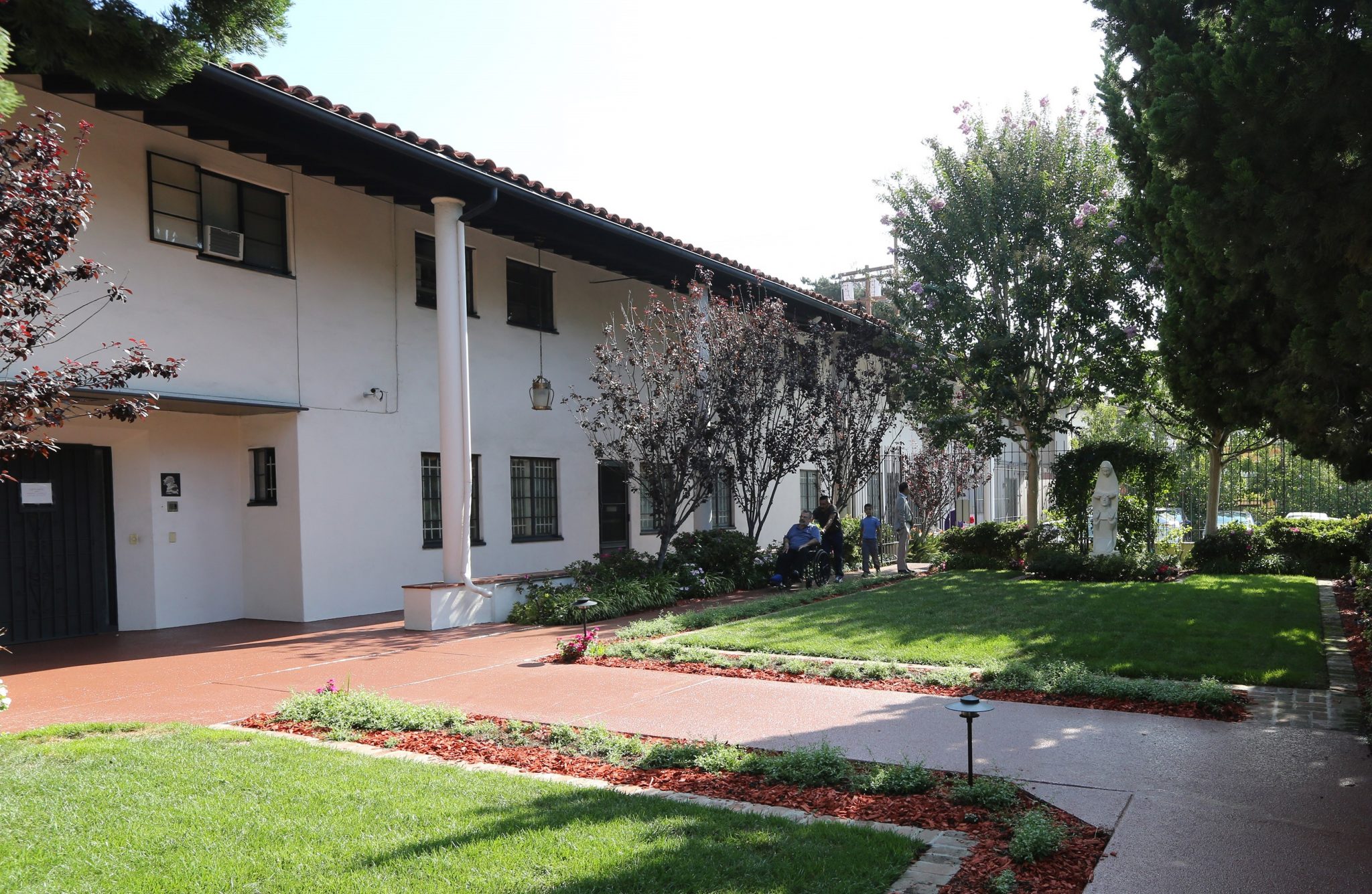 As nuns depart, locals hope to keep iconic Hollywood monastery open