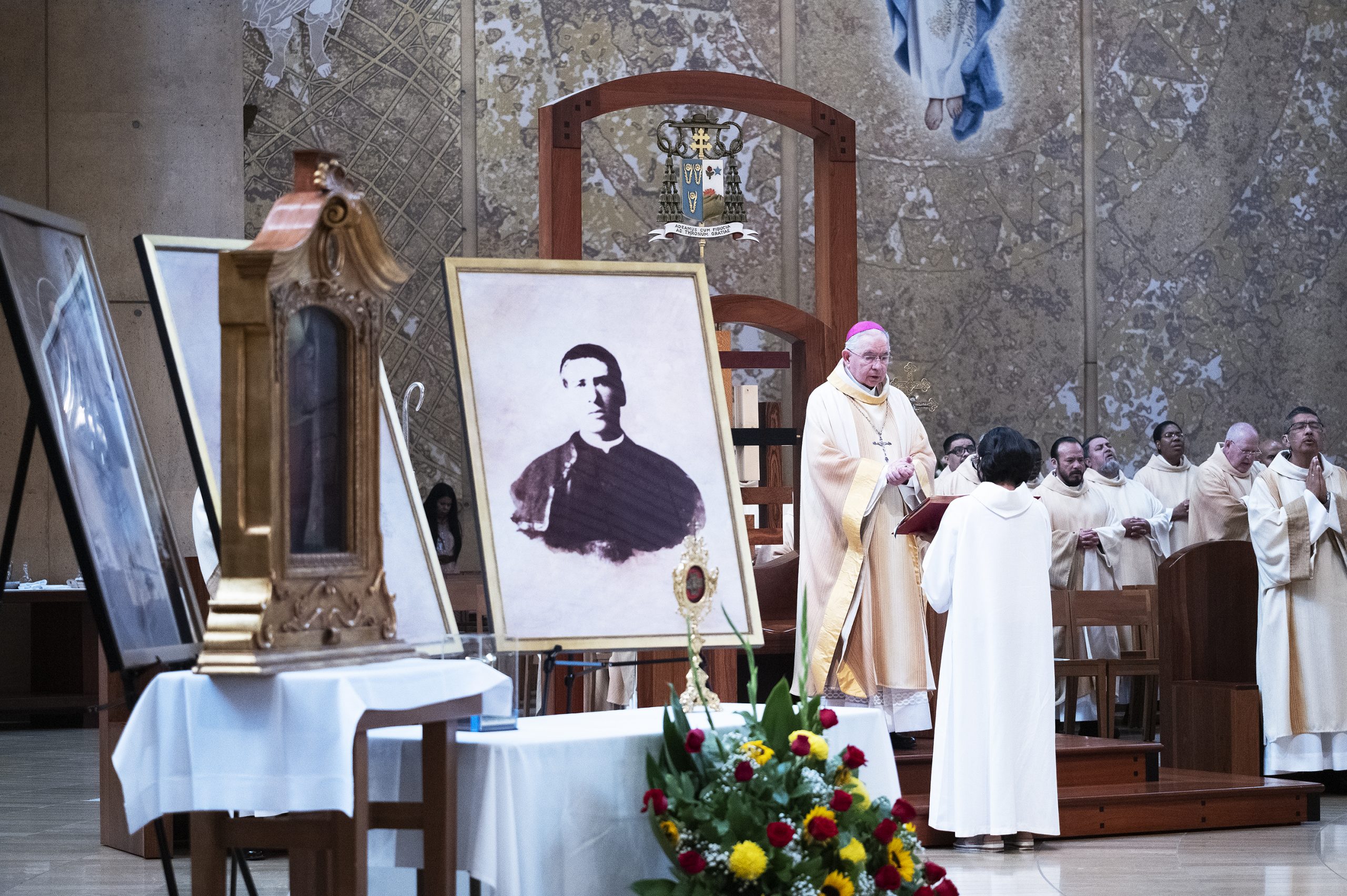 Archbishop Gomez calls Catholics to generosity, prayer at immigration Mass