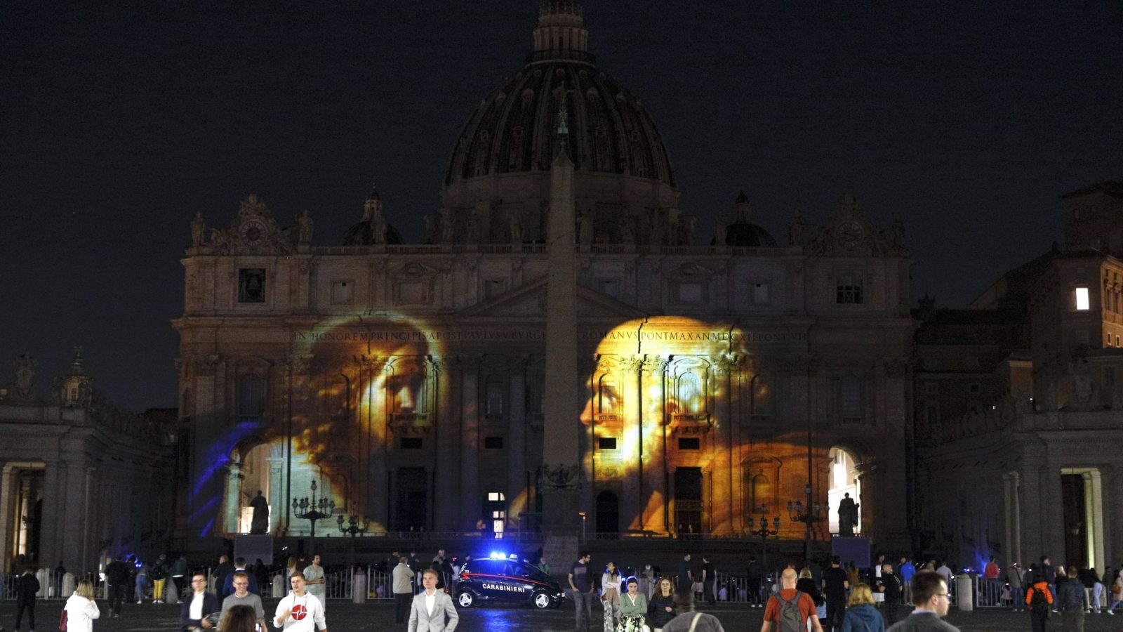 Thousands attend premiere of film on St. Peter's Basilica | Angelus News
