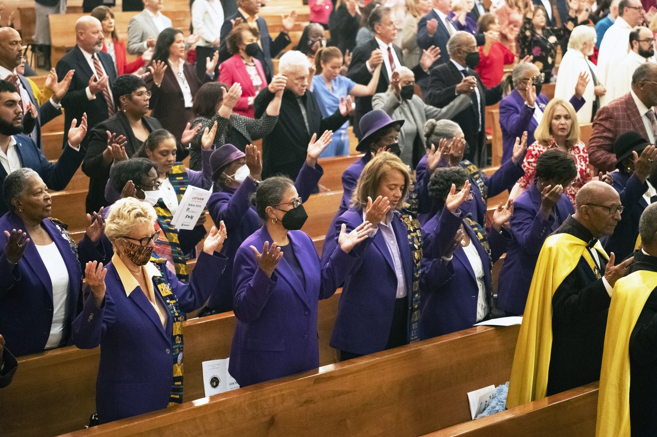 D.C.’s cardinal praises ‘precious gift of freedom’ at LA Red Mass