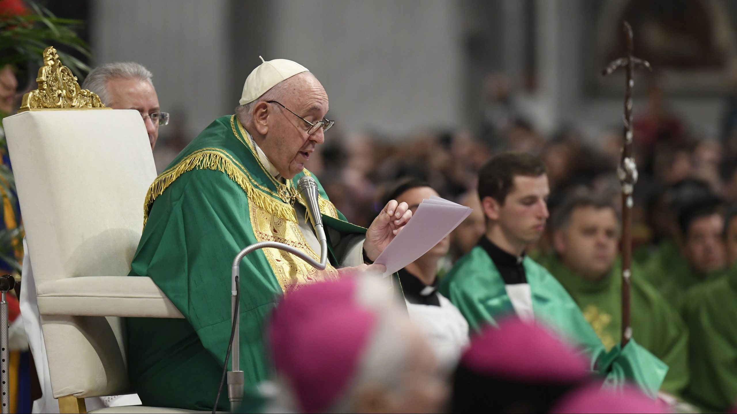 Love the Lord by loving the poor, pope says at Mass