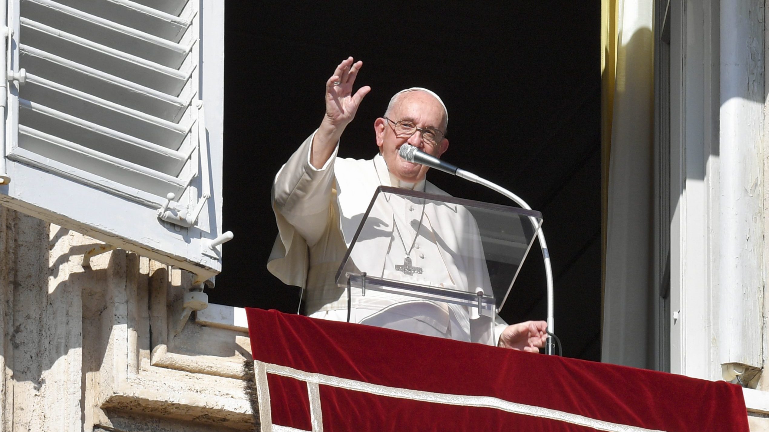 Perseverance is a reflection of God’s love, Pope Francis says