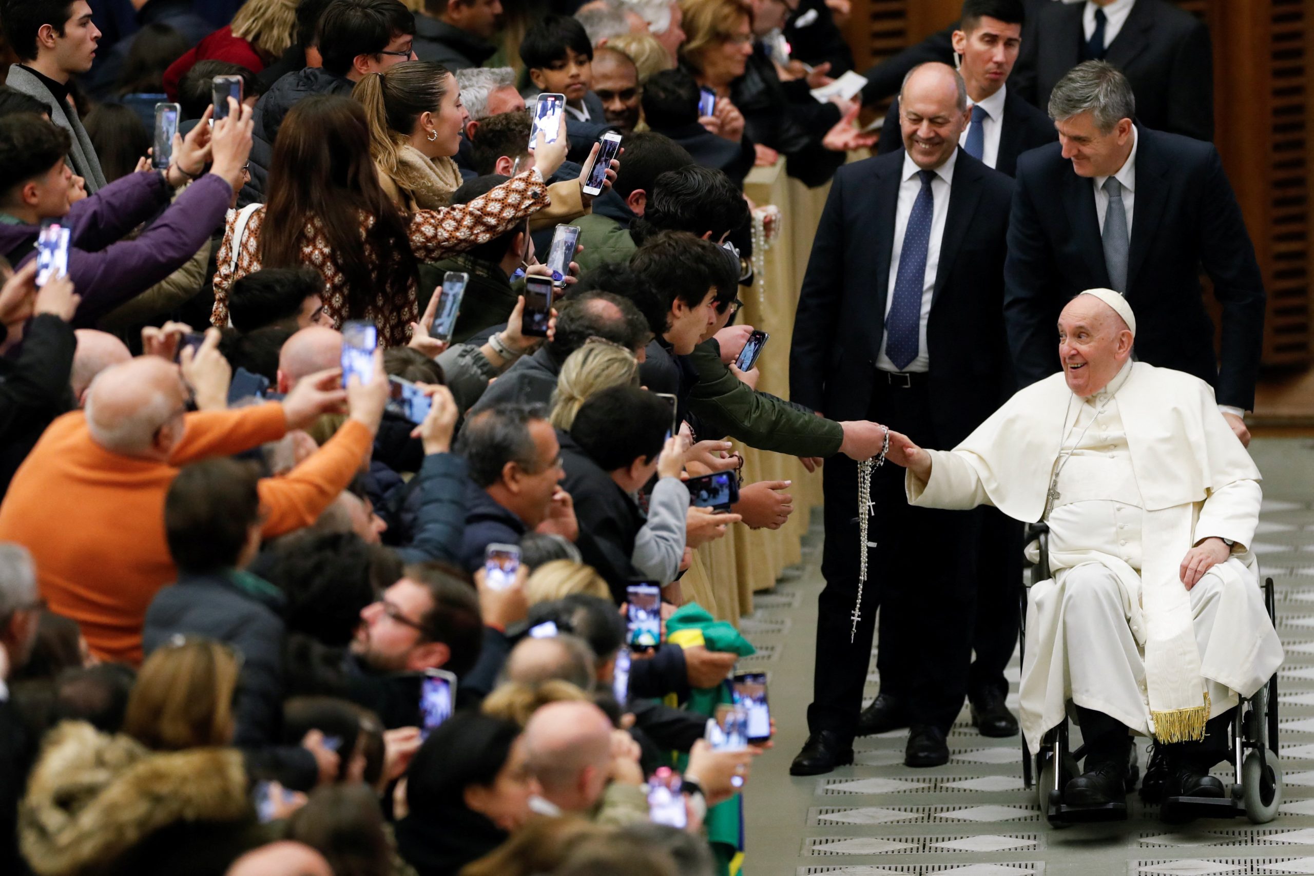 Evangelization is the 'oxygen' of Christian life, pope says