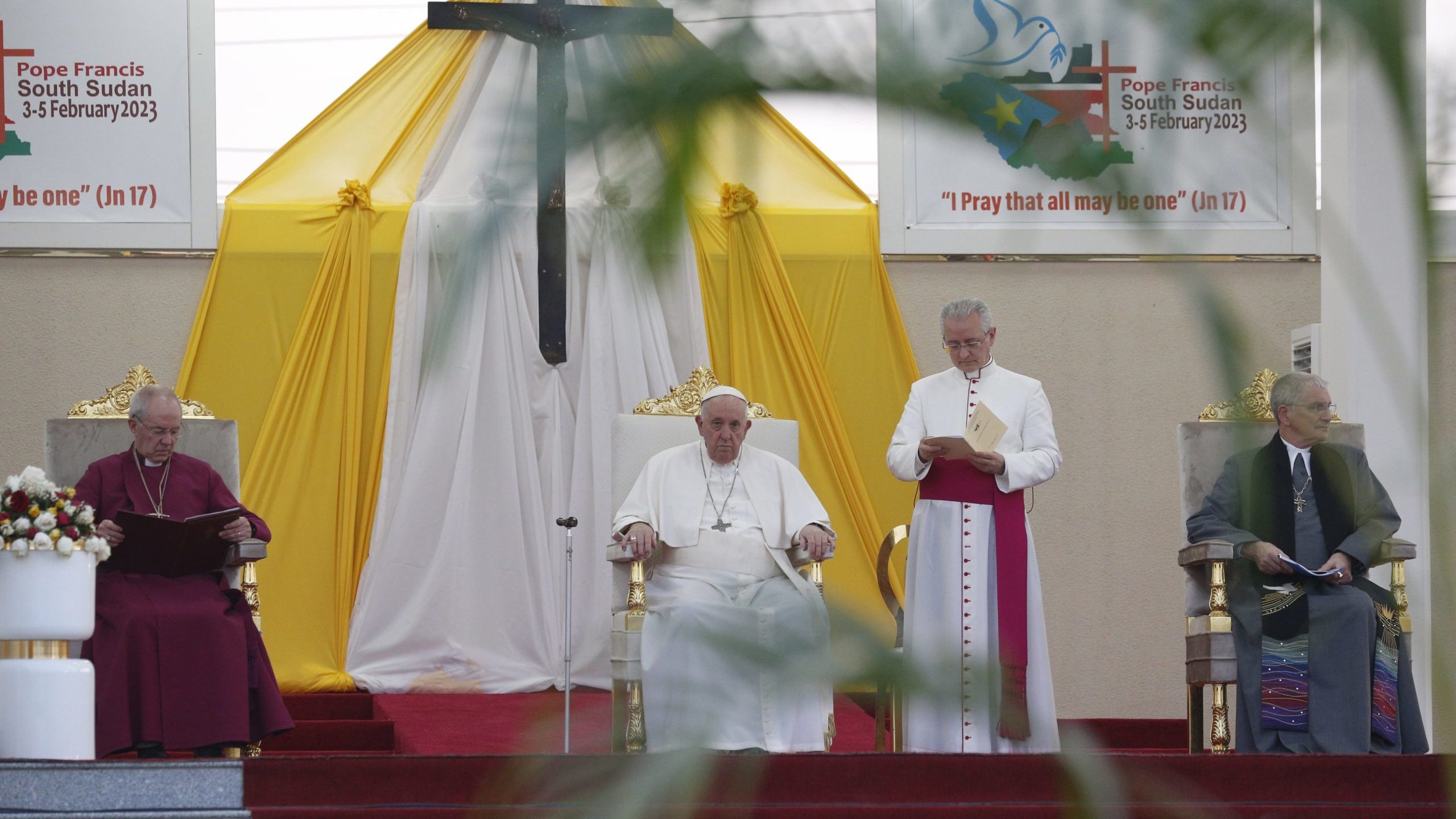 Praying with South Sudan's Christians, leaders urge new steps toward unity