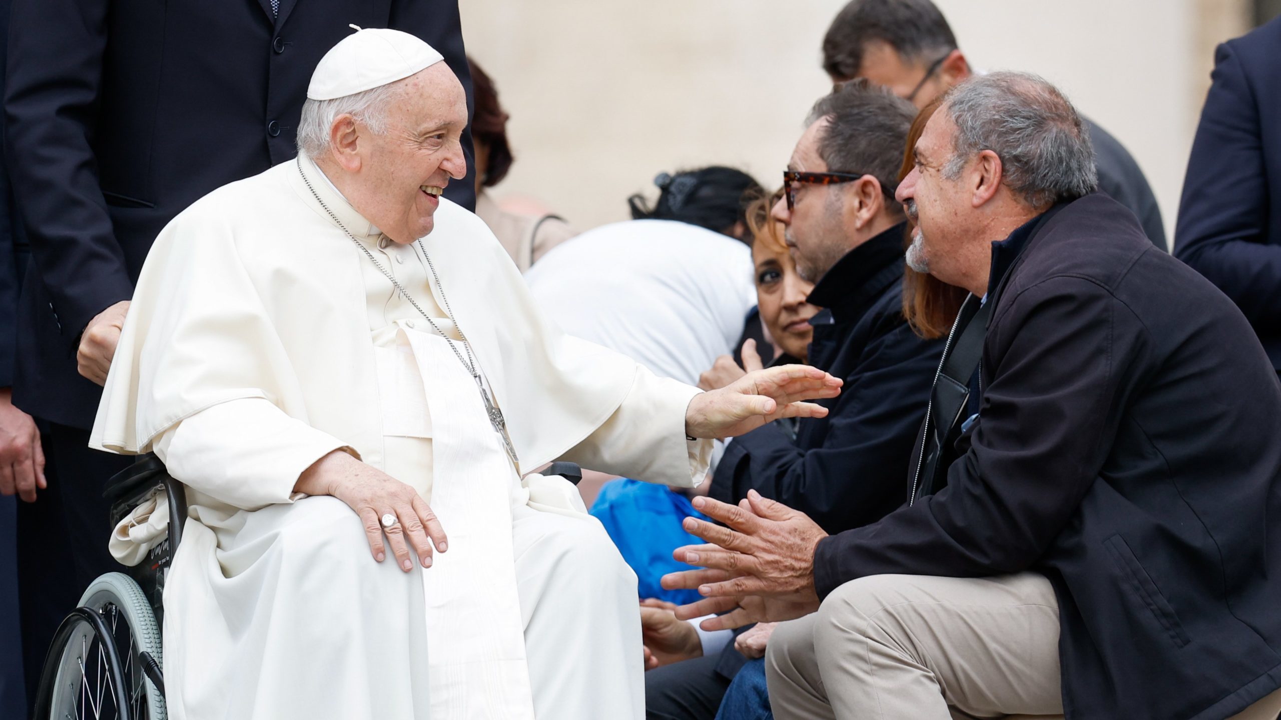 Pope: Prayer, love of Christ are source of strength