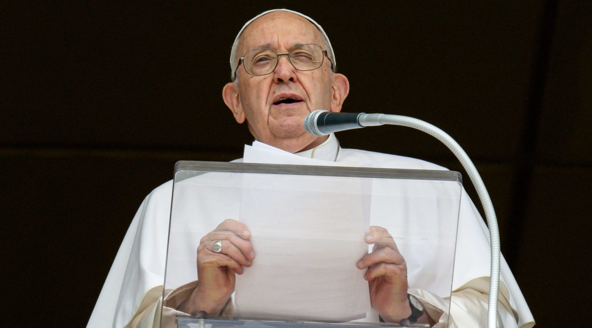 Pope Francis to faithful: Forgive always, like God