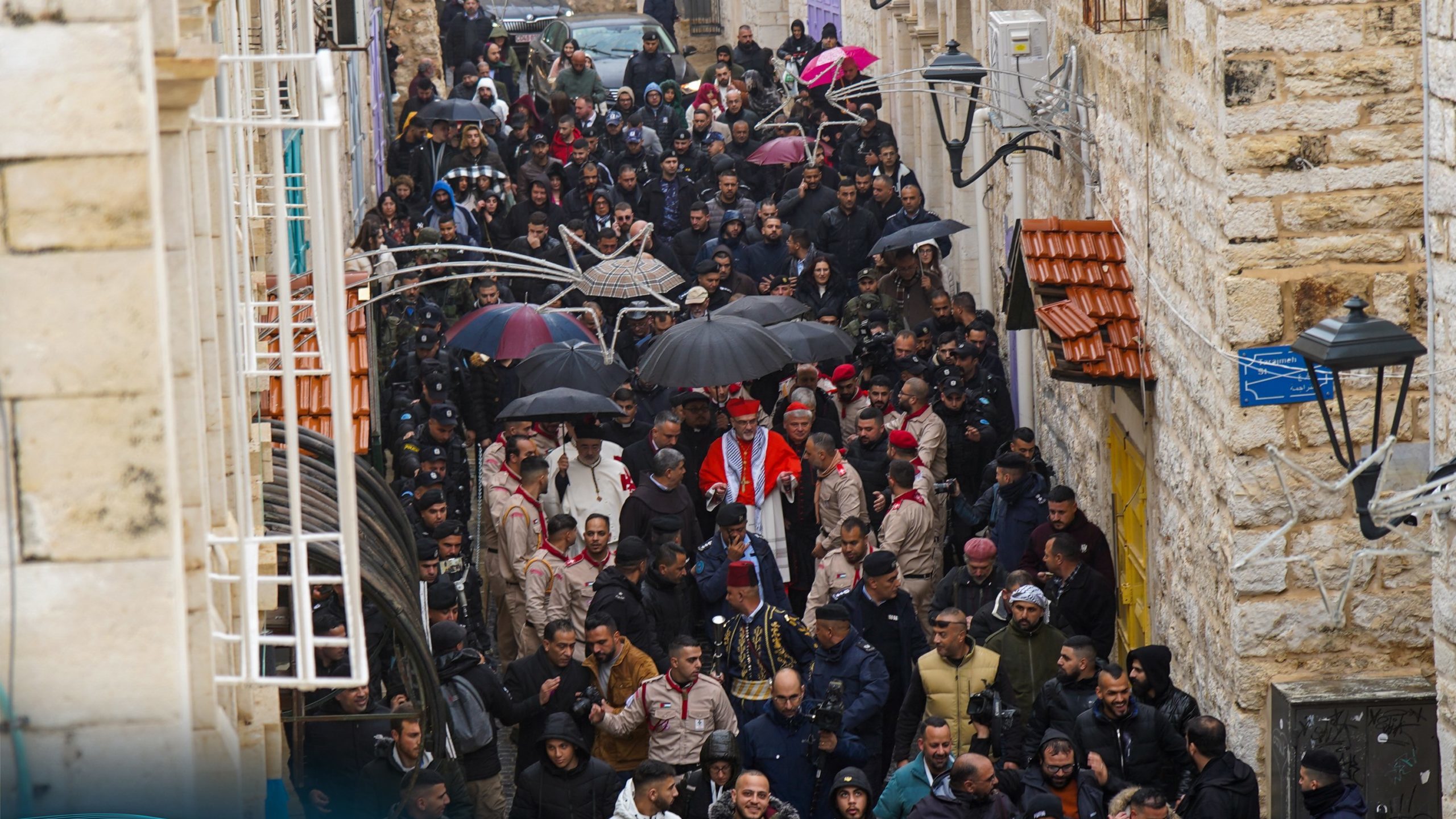 Christmas in Bethlehem: Solemn with calls for war's end
