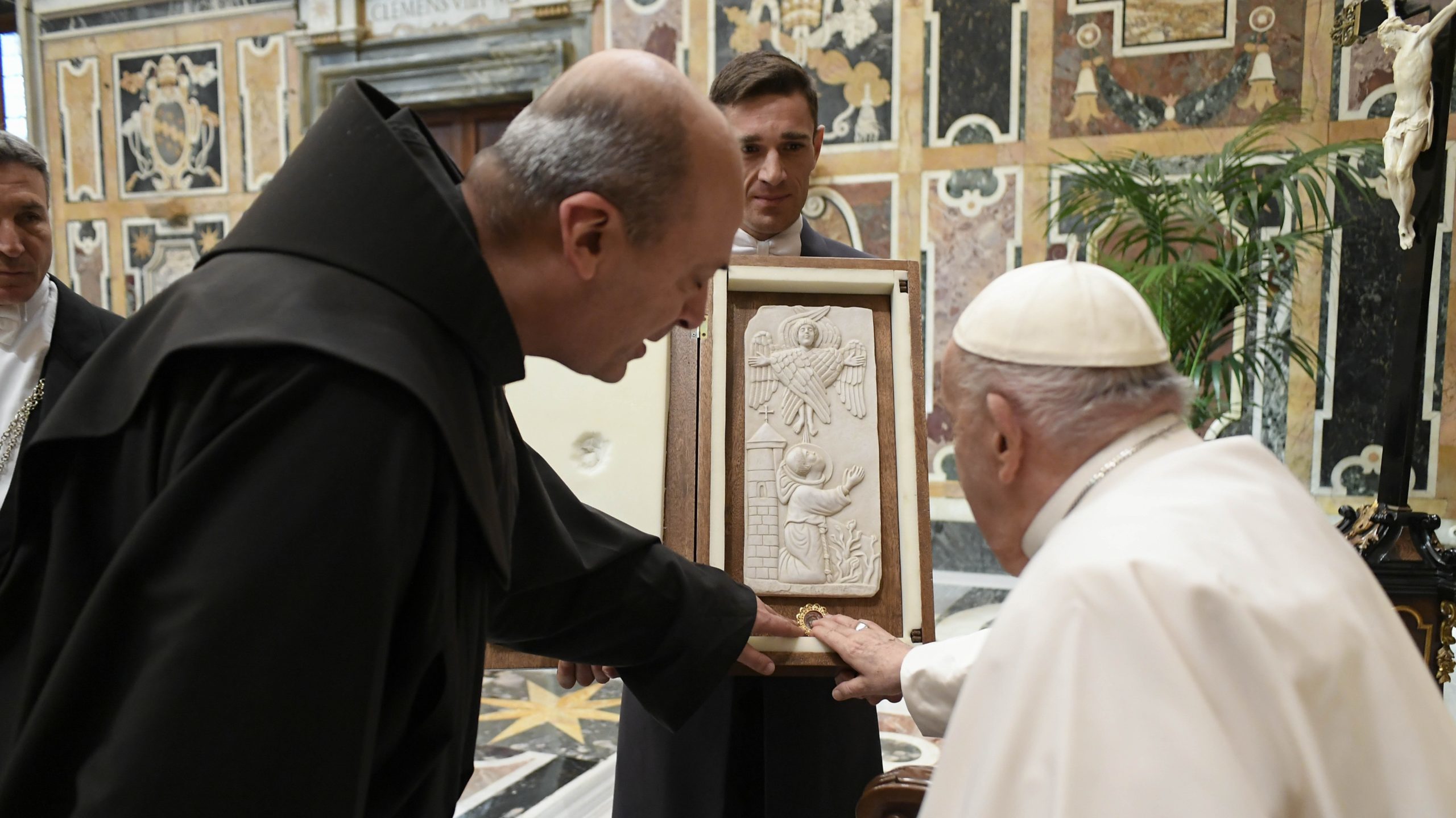 Pope marks 800th anniversary of St. Francis of Assisi's stigmata