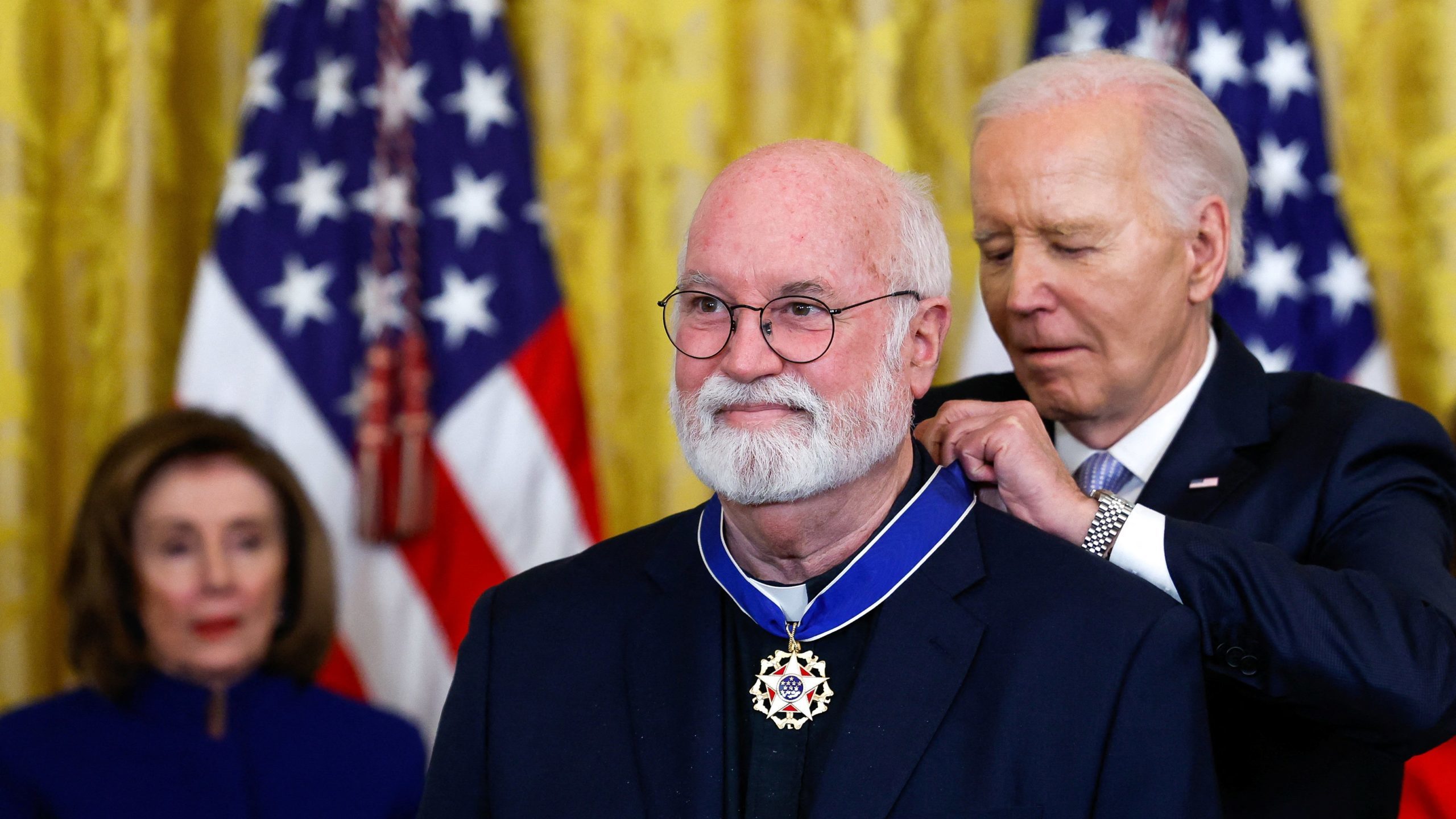 Father Greg Boyle, Nancy Pelosi among Presidential Medal of Freedom ...