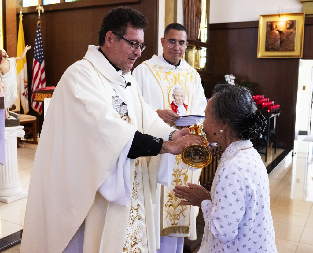 LA’s Polish church marks Pope John Paul II’s 10 years of sainthood