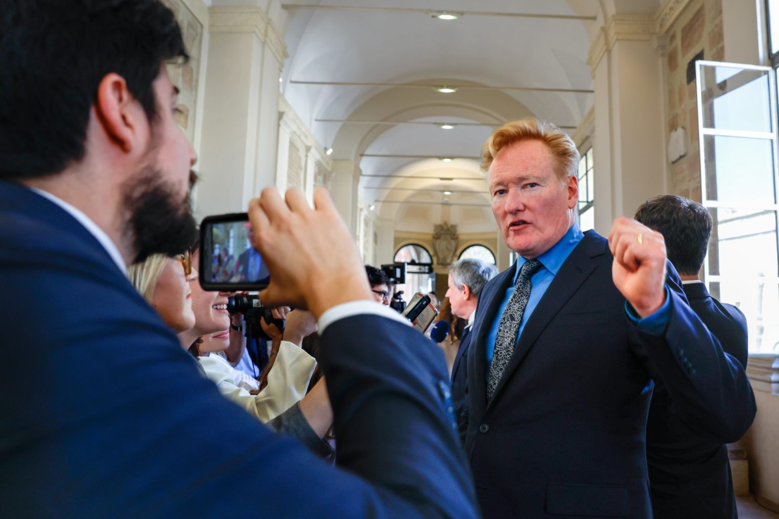Pope jokes with comedians at Vatican meeting