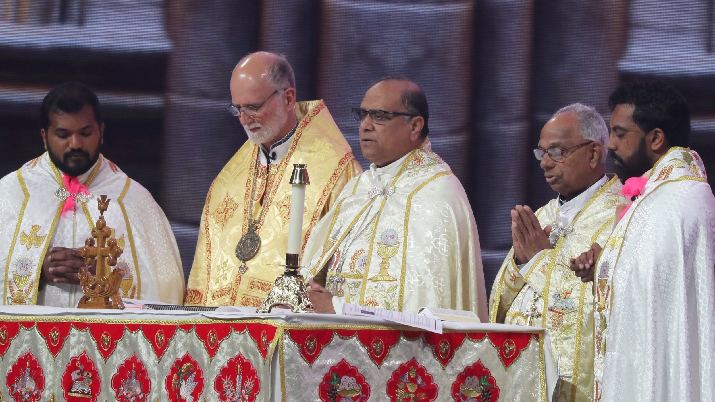 300 religious leaders call on State Department to address religious persecution in India