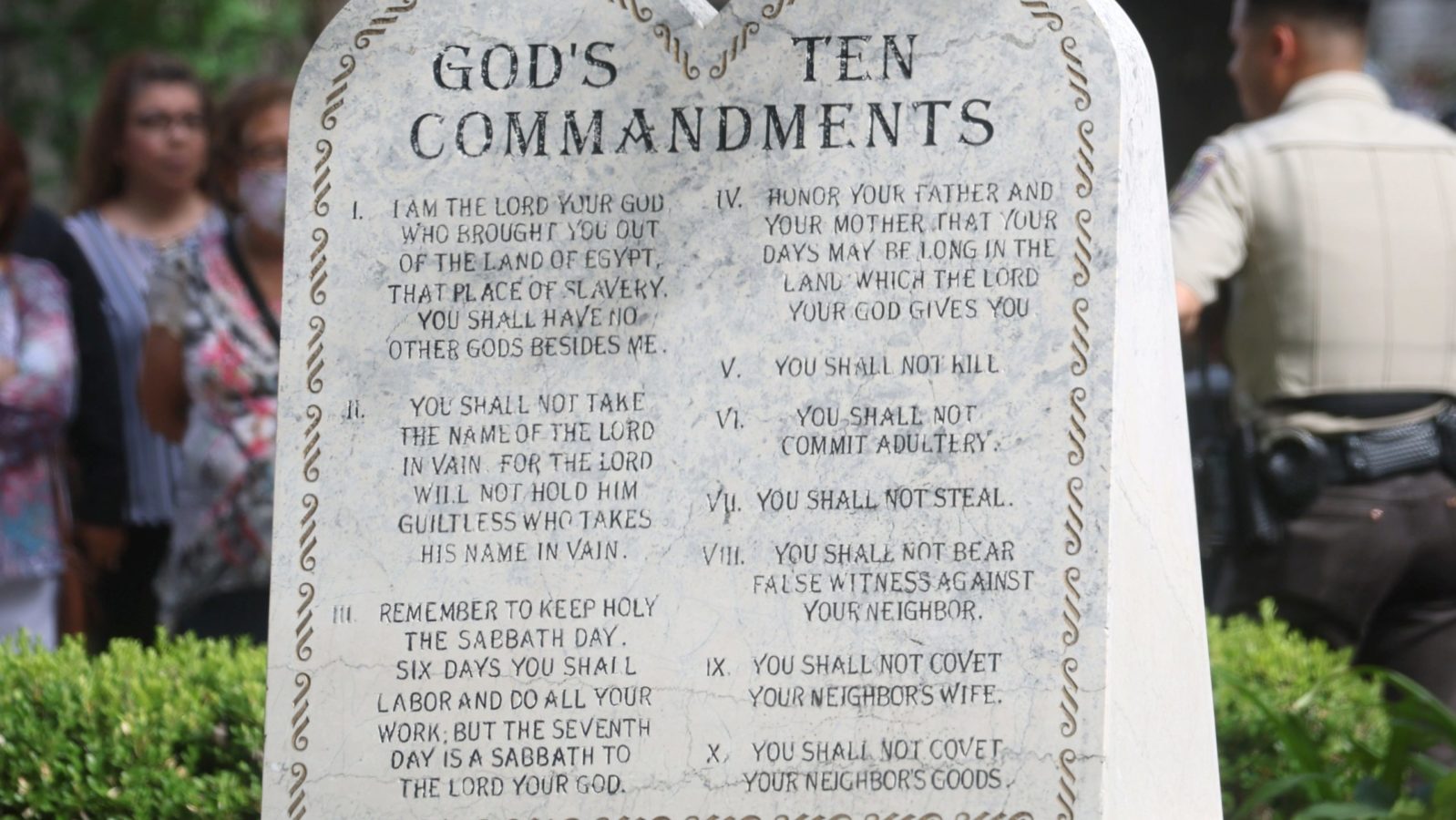 Federal judge blocks Texas 10 Commandments law from being enforced