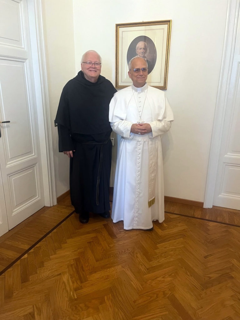 Pope Leo XIV sends blessings for LA parish’s 100 years