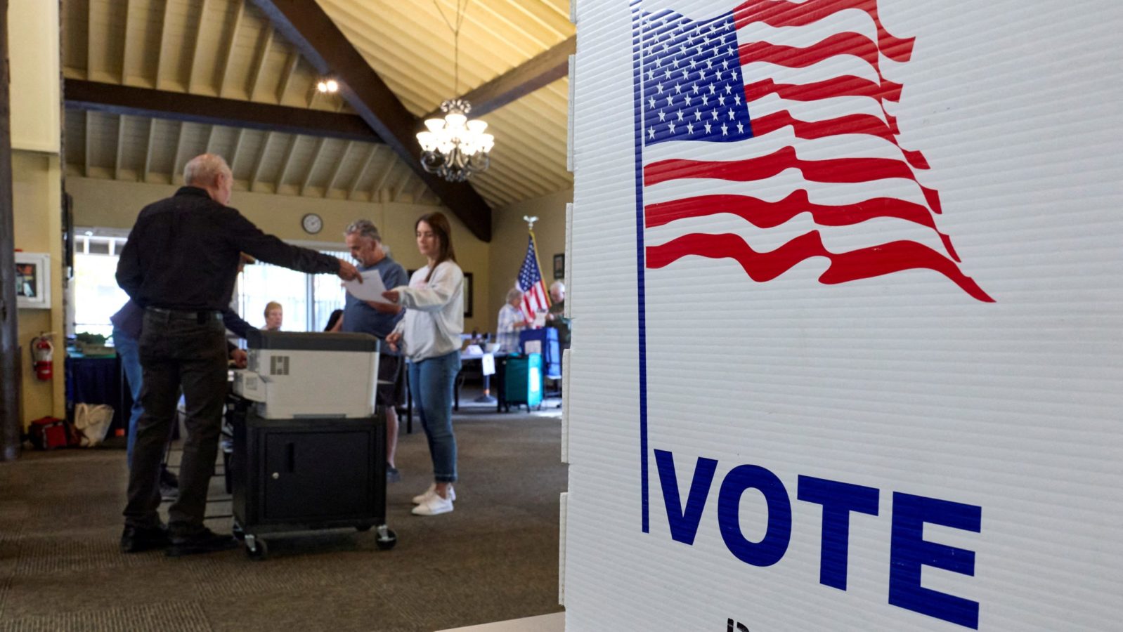 Pew: Americans oppose houses of worship endorsing political candidates